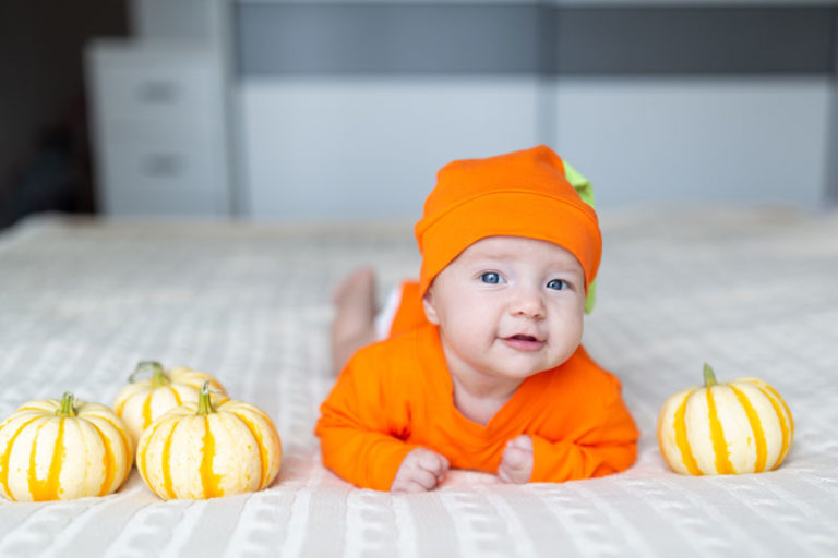 Cómo enseñar a nadar a un bebé - Mega Baby Cómo enseñar a nadar a un bebé - Mega Baby